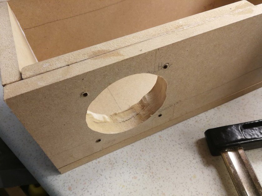 DIY wall-reflecting surround sound speakers – Joshua McBruceer